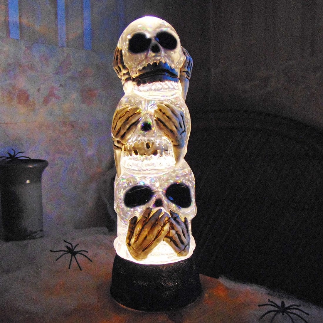 Light Up Glitter Water Halloween Decoration - Skull Stack – XS-Stock.co.uk