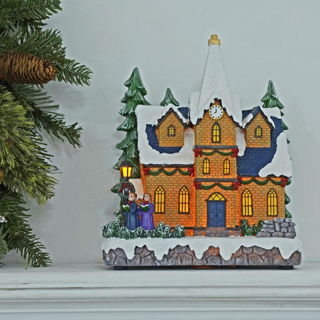 LED Light Up Christmas Scene Traditional Stone Church – XS-Stock.co.uk