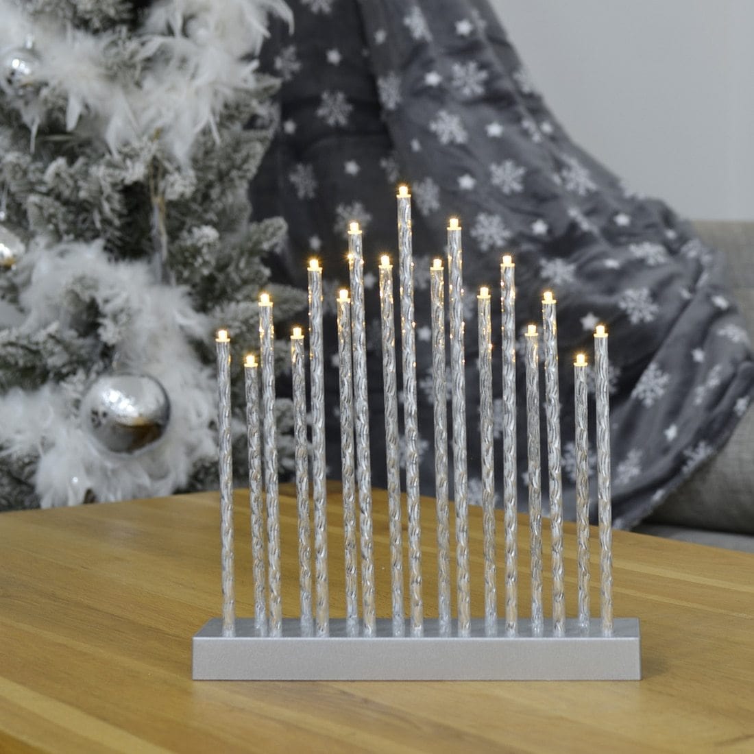 17 Light Christmas Candle Bridge Decoration With LEDs – XS-Stock.co.uk